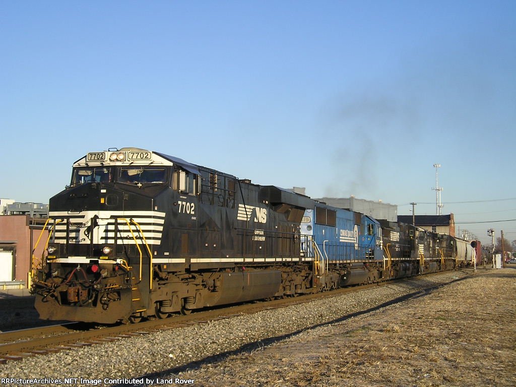 NS 7702 On NS 175